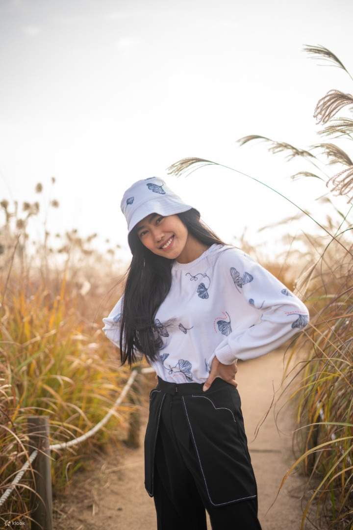 Day and Night Special Collection: Ginkgo Bucket Hat - Klook Estados Unidos